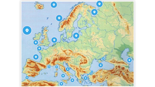 BLANK DOSSIER | Genially