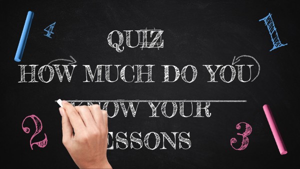 CHALK & BLACKBOARD PRESENTATION | Genially