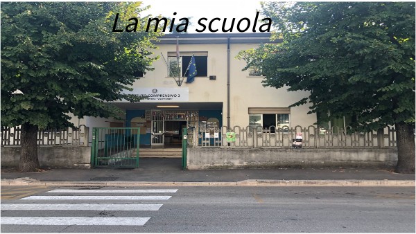 La mia scuola :) | Genially